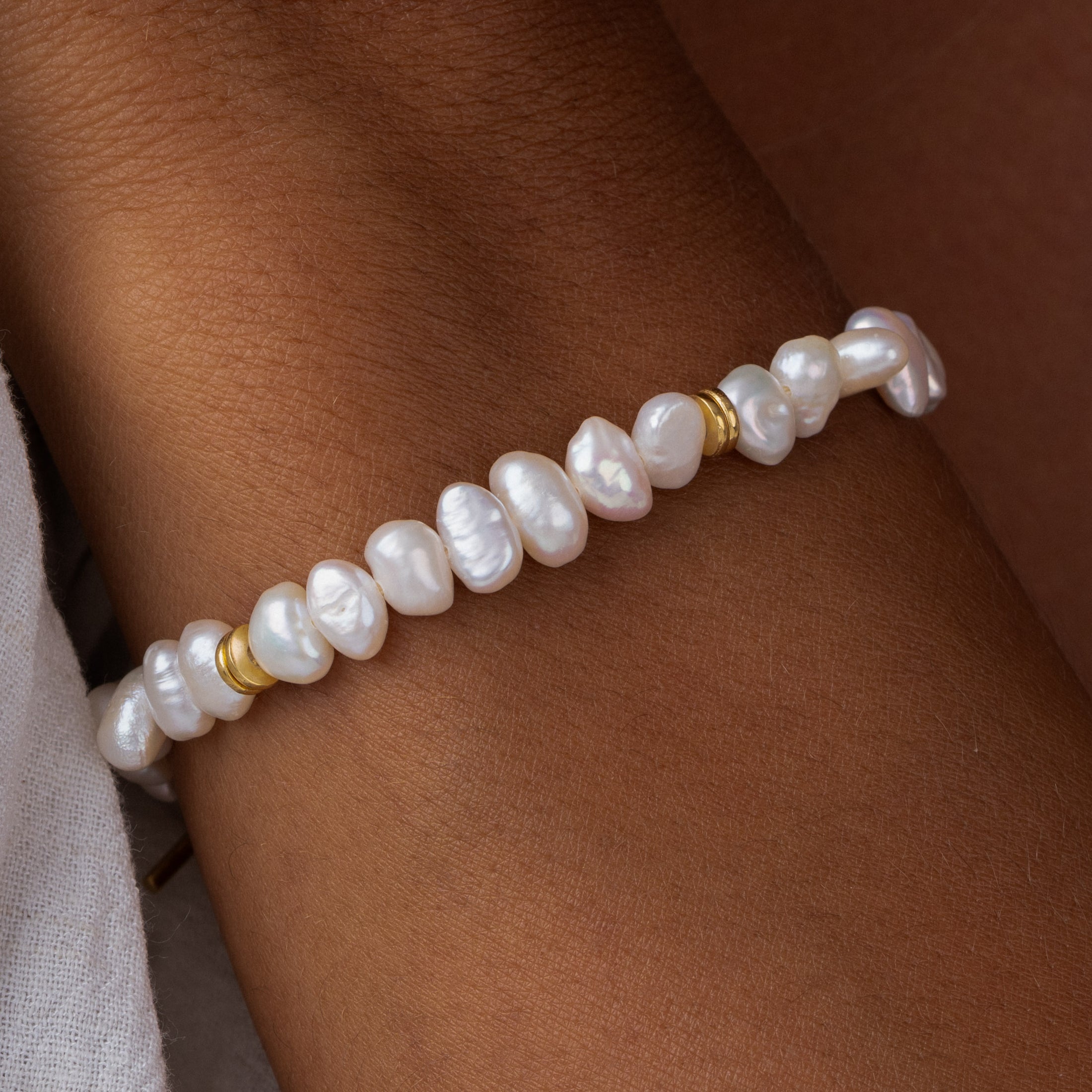 LEI BRACELET